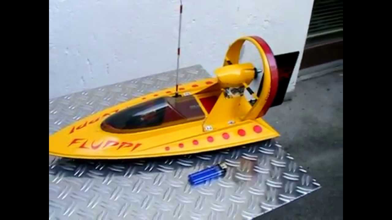 GRAUPNER "Fluppi"-80iger Jahre-mit RC-Komponenten - YouTube