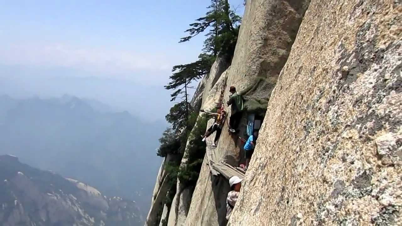 Huashan Cliffside Path, China - YouTube