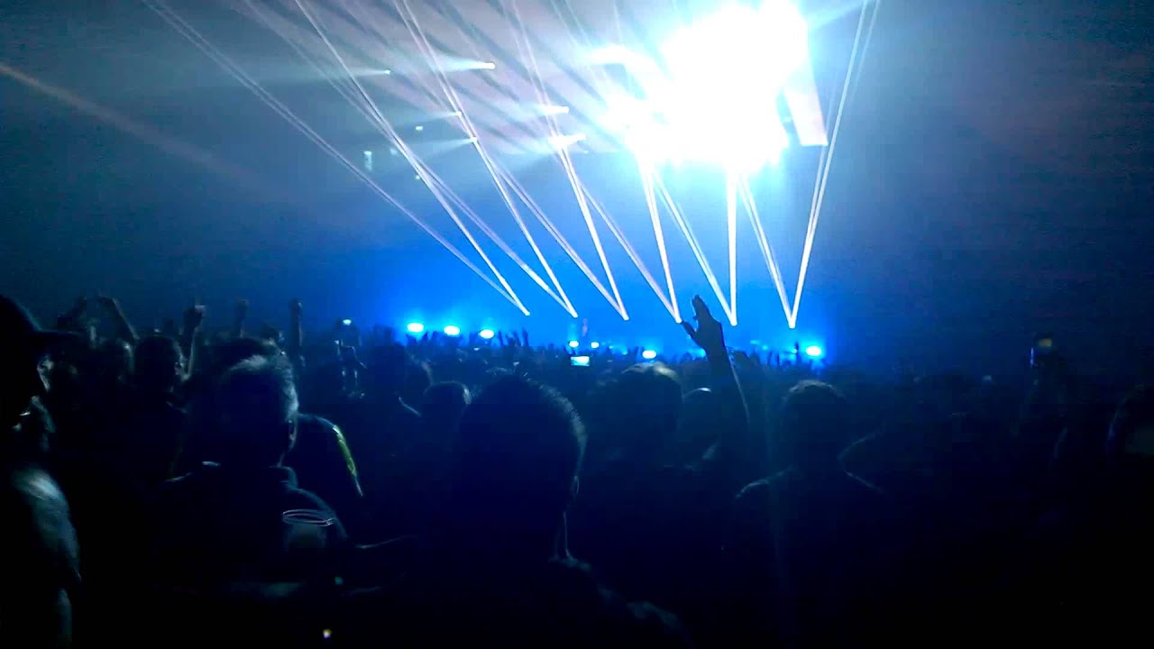 Faithless - God Is A DJ Live @ La Rockhal (03-06-2015) - YouTube