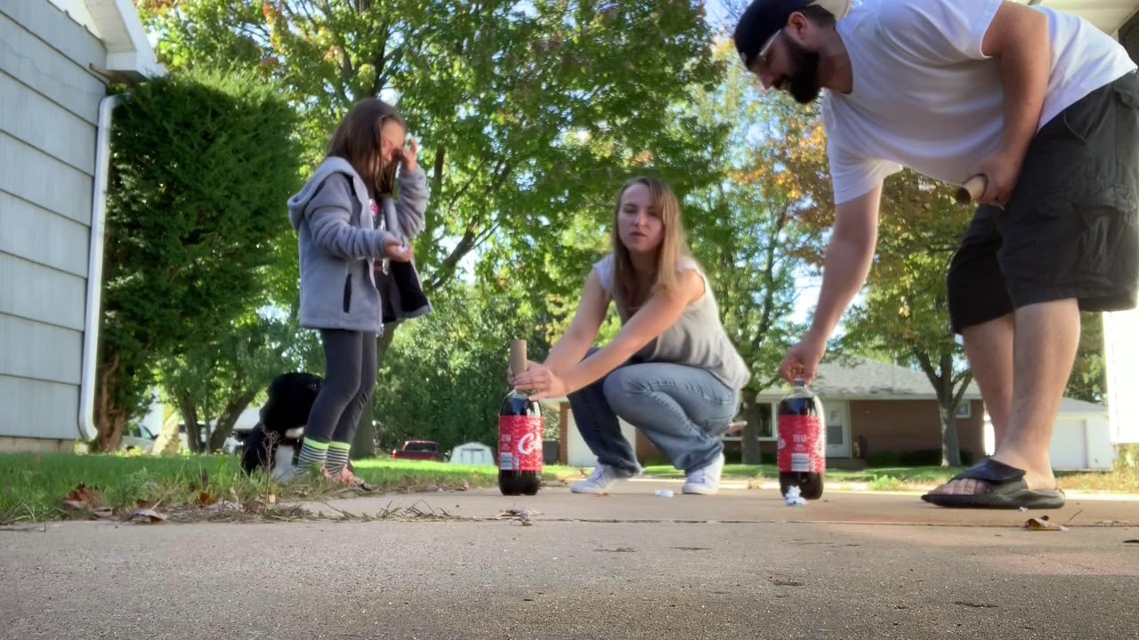 Cola Mentos Challenge! Kids Fun! - YouTube