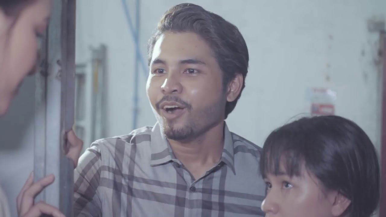 Full MV តំណក់ឈាមកំសត់ ហង្ស សុវណ្ណារិទិ្ធ Domnok Chheam Komsot Hang sovannarith ថ្មីៗក្ដៅៗ - YouTube