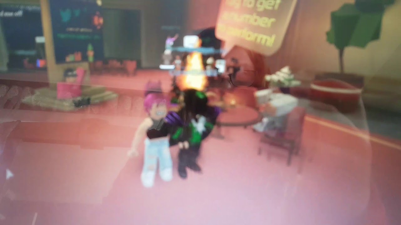 I met the richest person On ROBLOX - YouTube