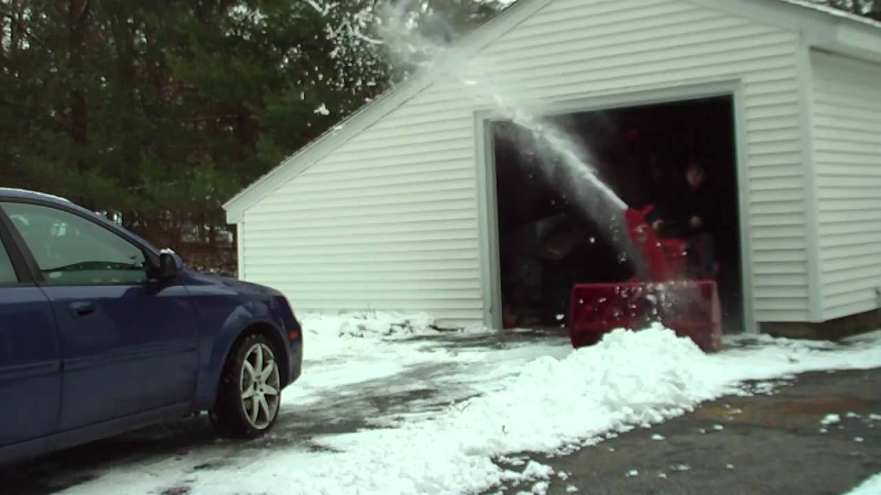 My 1st test on my Wheel Horse 44" Dual stage snowblower. - YouTube