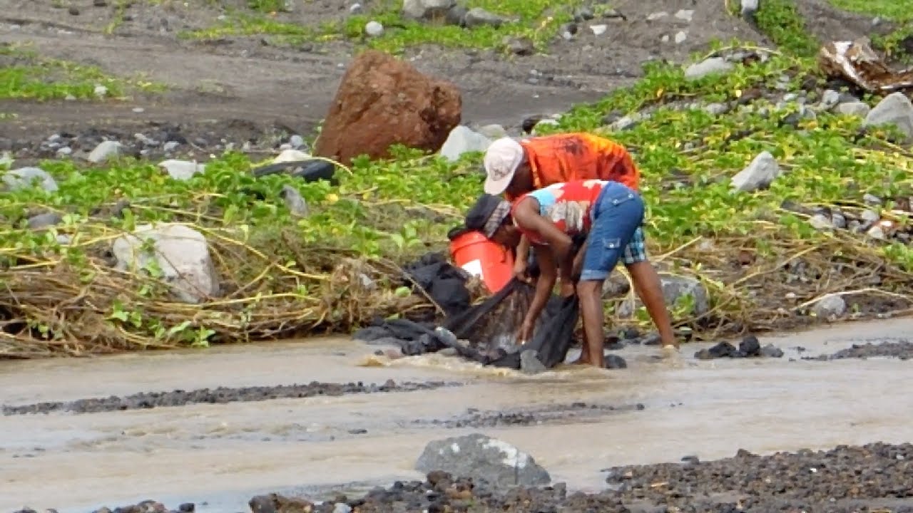 CAUGHT digging up a body?! - YouTube