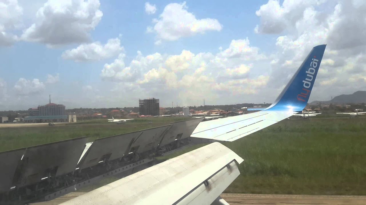 Flying / landing to Juba, South Sudan - YouTube