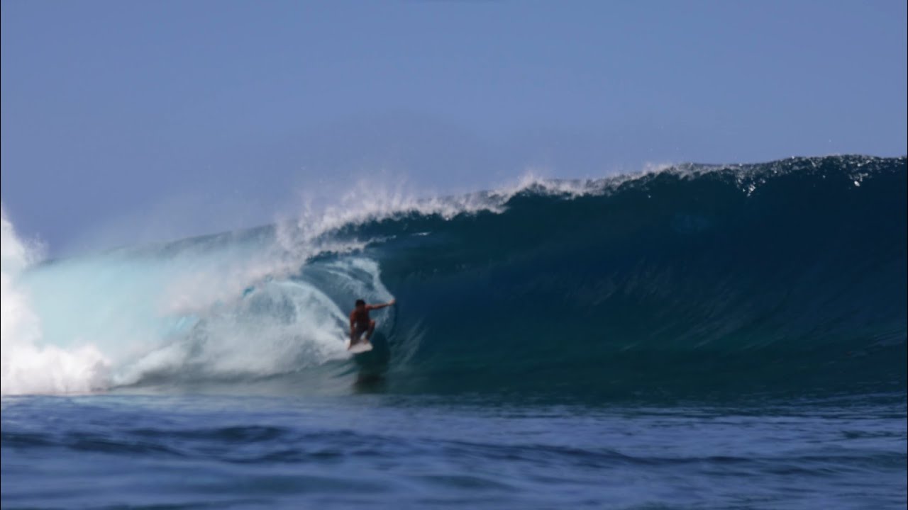 Surfing Perfect Inside Ledge Teahupoo - YouTube
