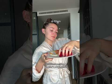 trying khloe kardashian’s 4:30am morning routine so you don’t have to…(timestamps not accurate!)