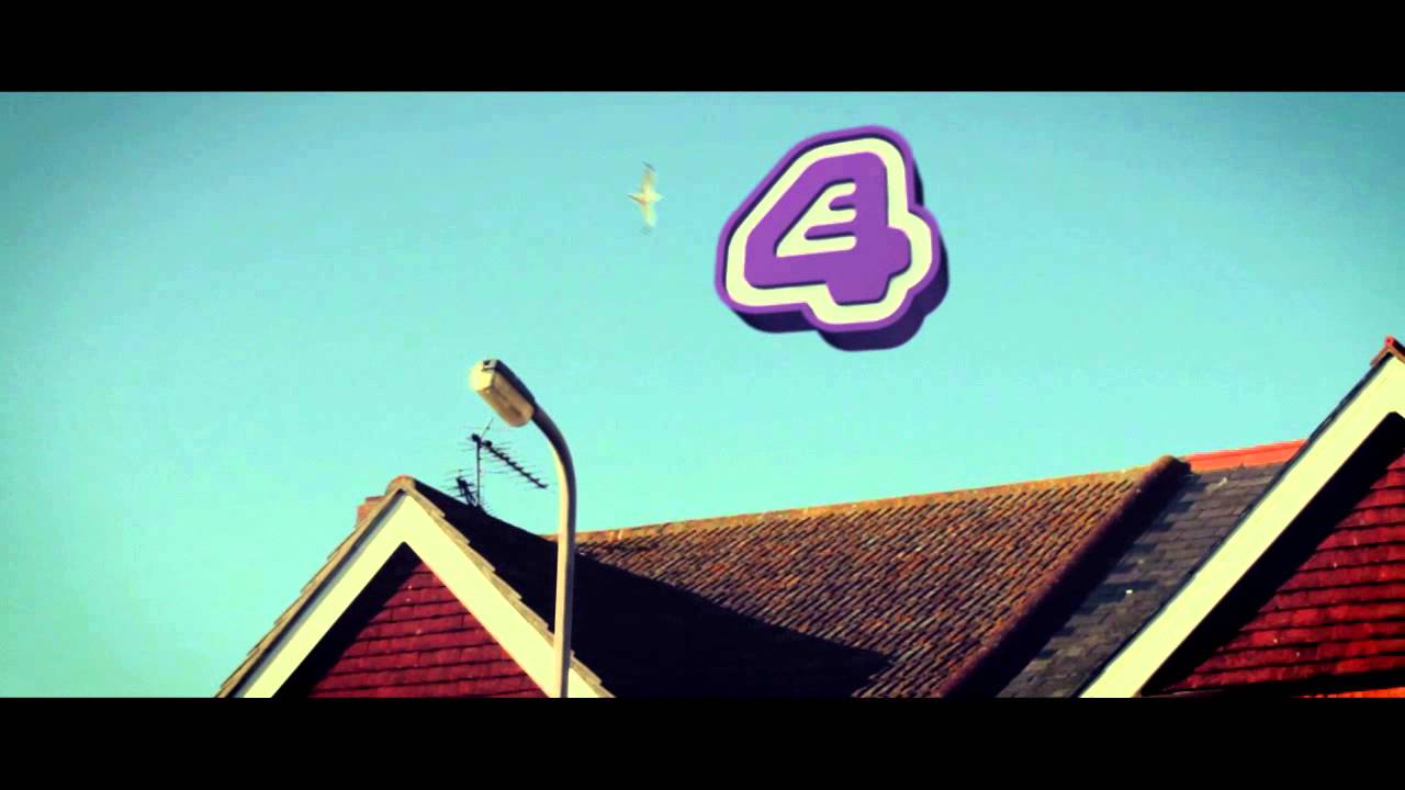 E4 esting for the birds - YouTube