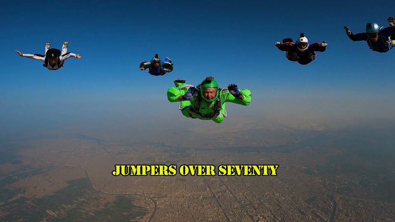 Skydiving in Egypt, Over the Pyramids. - YouTube