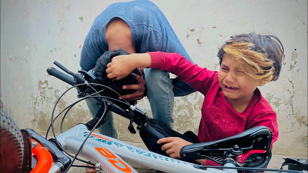 Abdullah ny Ali ki cycle ki break tor Di 😳 || Ali bht roya 🥺 ...