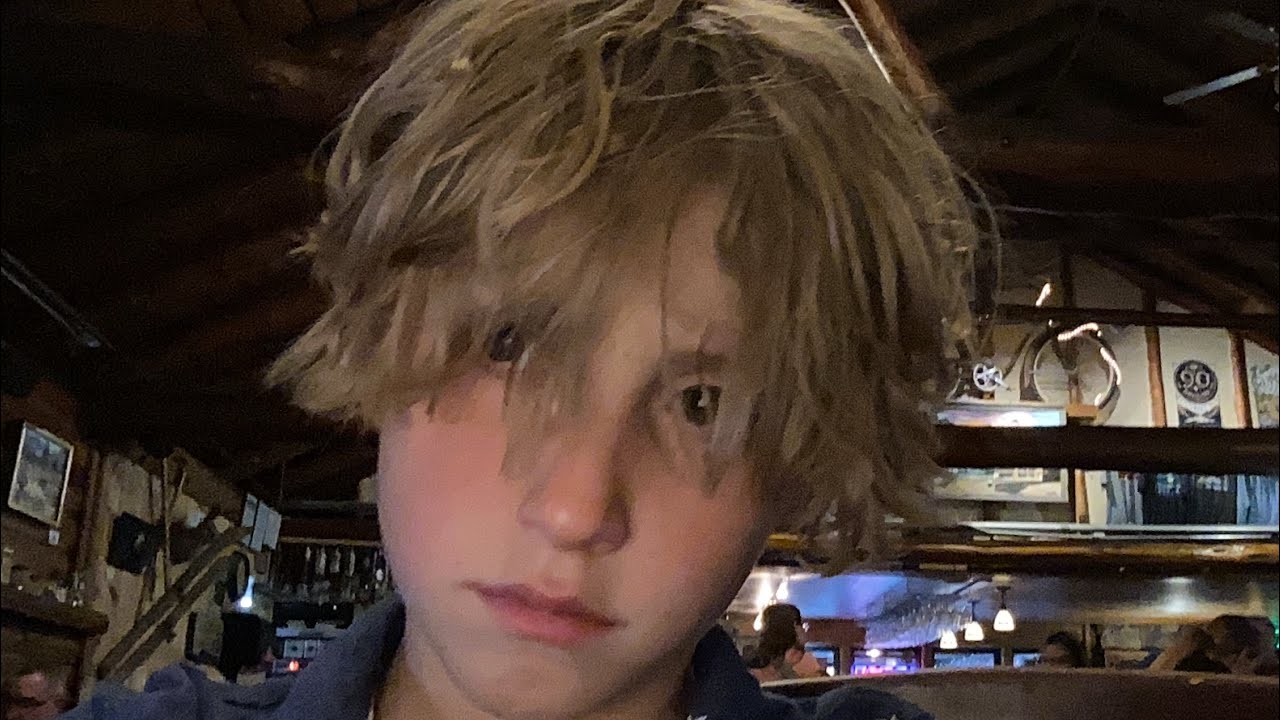Face reveal - YouTube