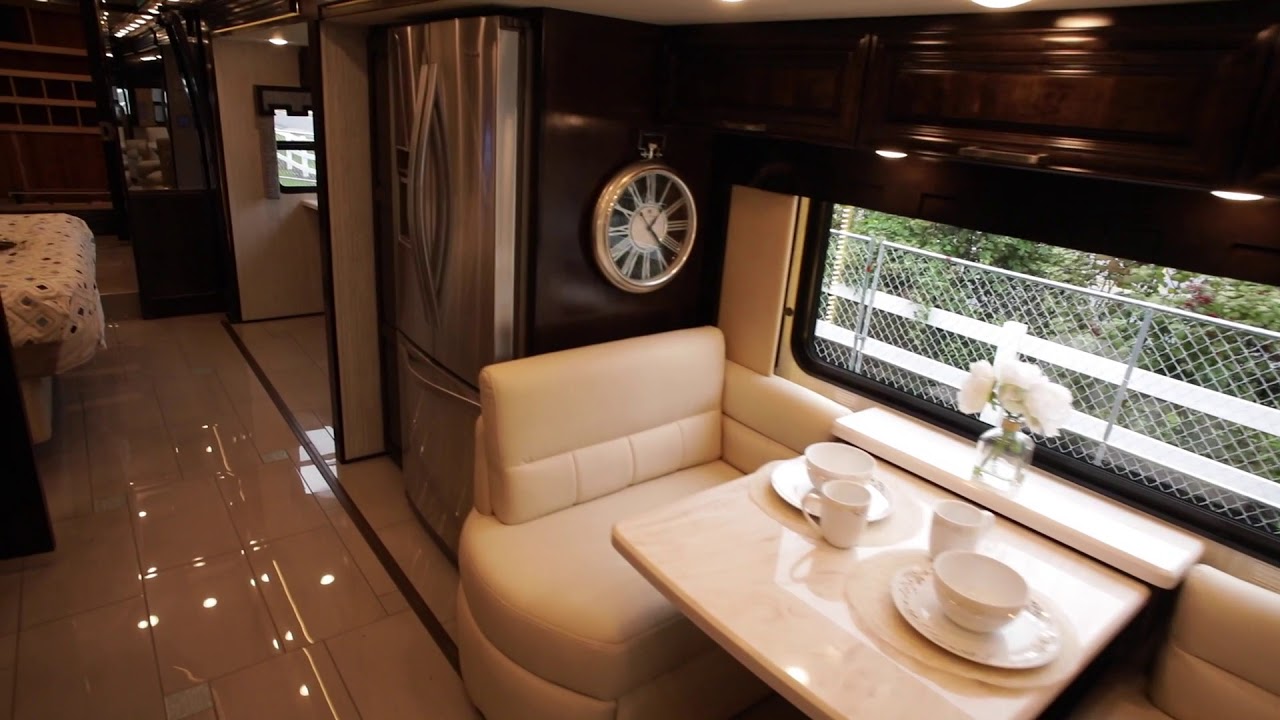 A look inside the most expensive RV at the 2018 Hershey RV show - YouTube