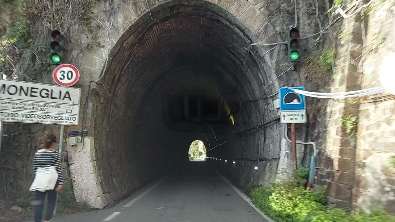 La strada delle gallerie da Deiva Marina a Moneglia - YouTube
