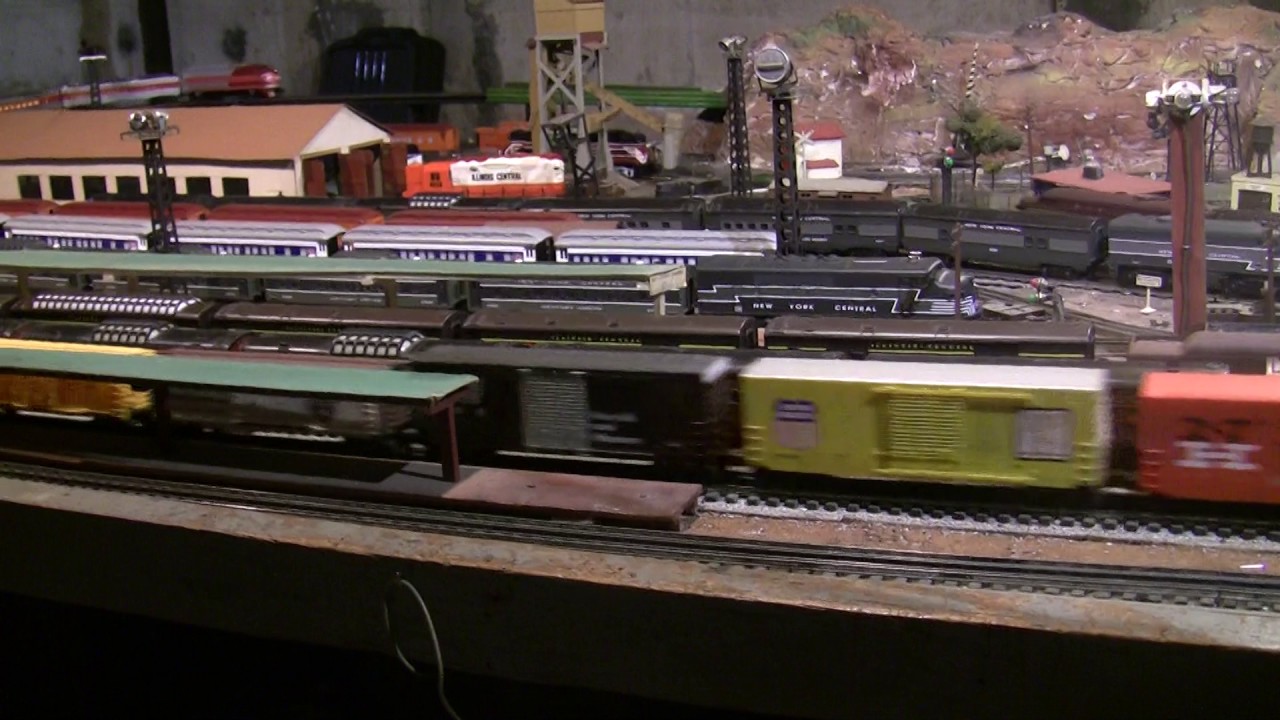 Video #30: Basement Model Railroad built in 1976 (12-30-2016) - YouTube