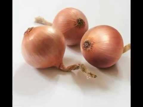 les oignons roses de Roscoff AOC - YouTube