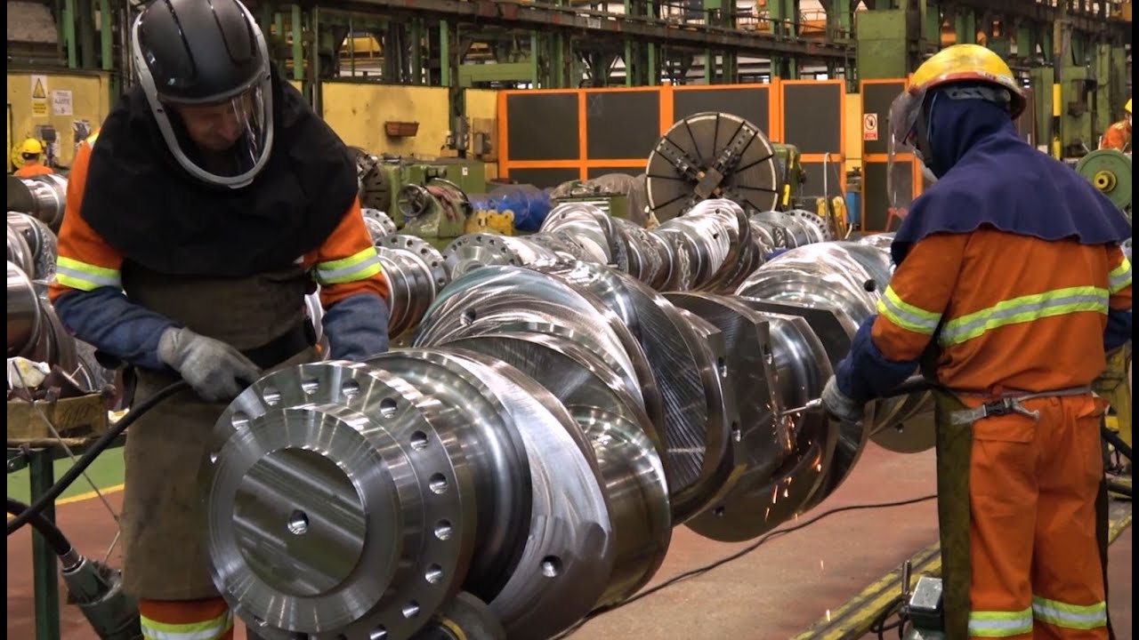 Amazing Giant CNC Crankshaft Manufacturing in the Factory. Modern ...