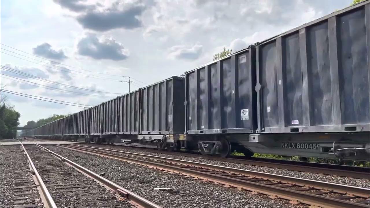 NS 62V rolling through MP.26 with NS 4393 AC44C6M leading & a Hornshow from the NASCAR crew ...