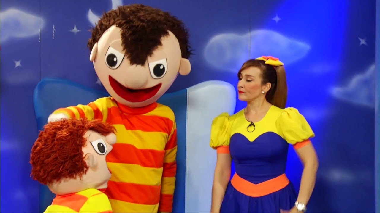 (KARAOKE OFICIAL) Bely y Beto - El Baile de Pepo - YouTube