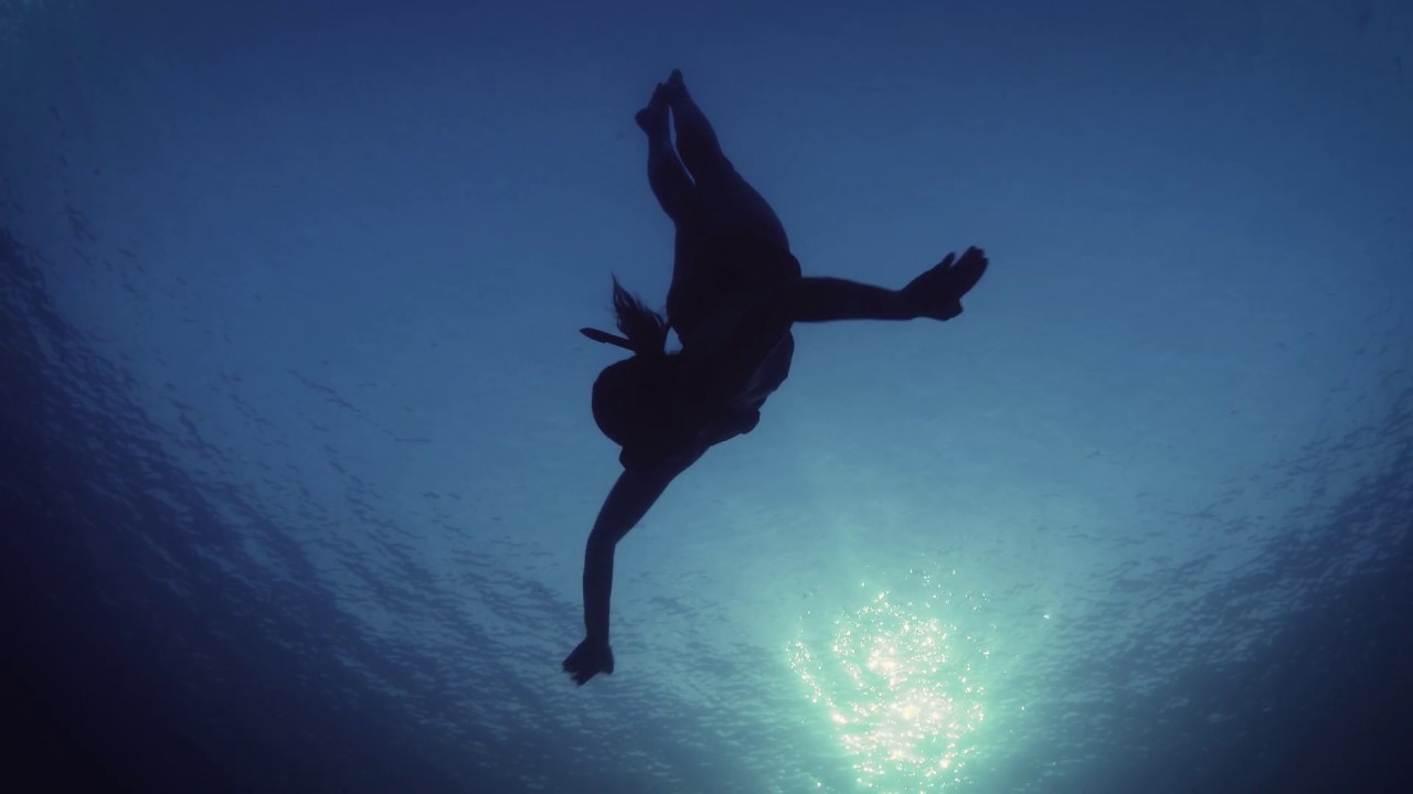 Dive Simply with Kimi Werner - YouTube