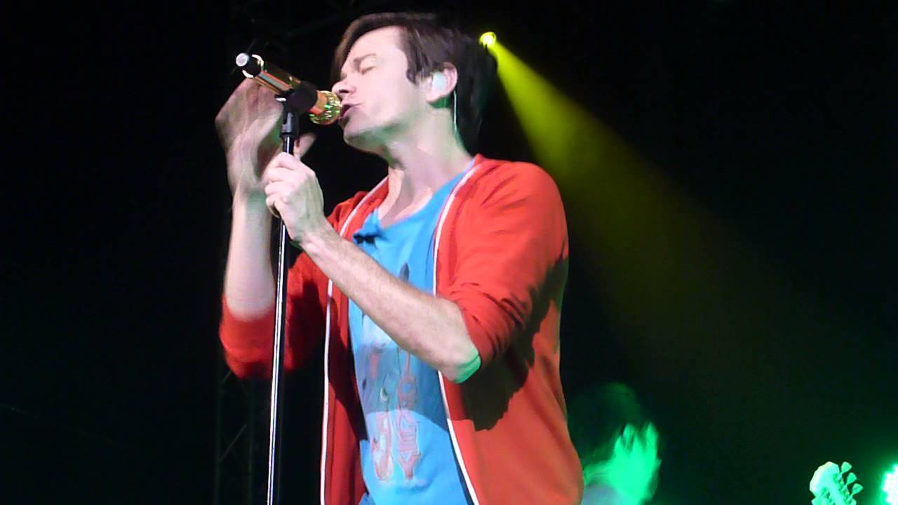 FUN. All Alone (live) - YouTube