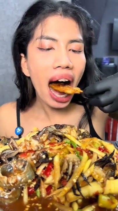 បុកត្រពាំងព្រិចជាមួយក្ដាមស្រែហិល🤤_FB: ហឹរ ខនណើរ - Hel Corner - YouTube