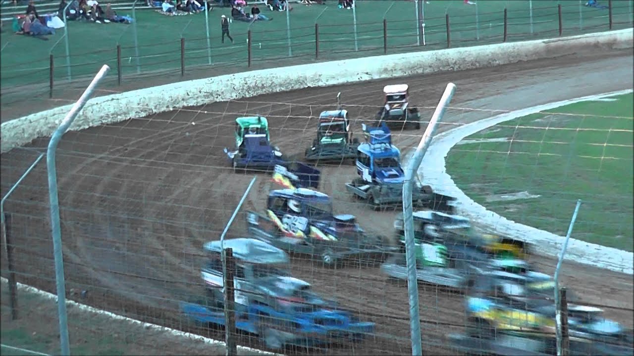 Huntly speedway 5 April 2014 Stockcars race 6 - YouTube