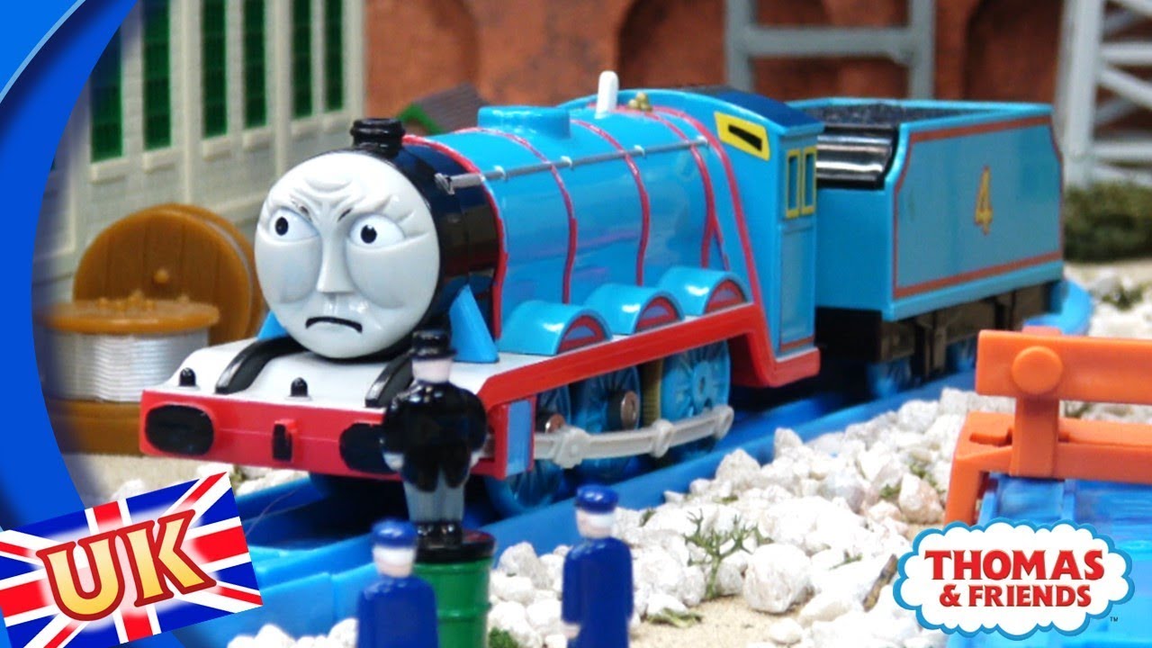 Grumpy Gordon | A Better View for Gordon UK | Thomas and Friends Clip ...