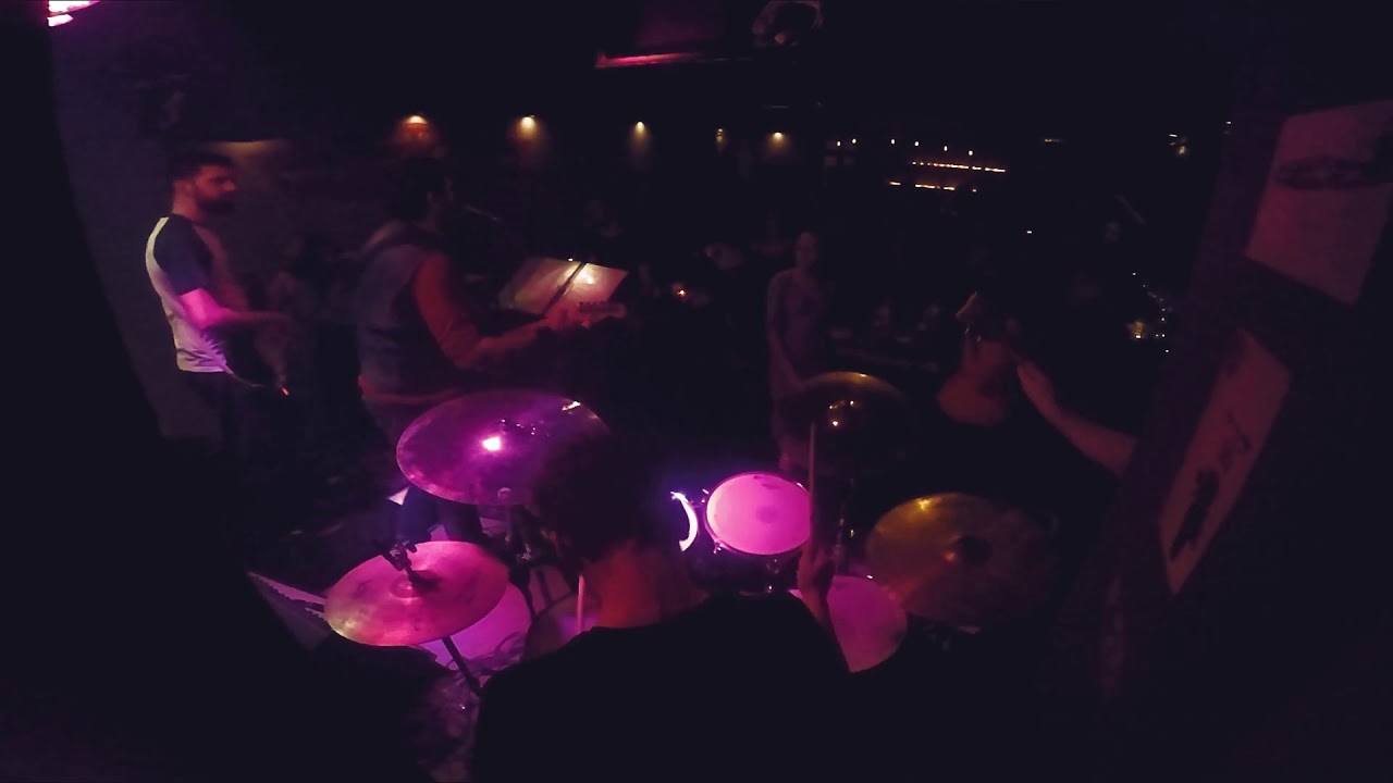 The Street Band Live @ Street Bar - Time is Running Out - YouTube