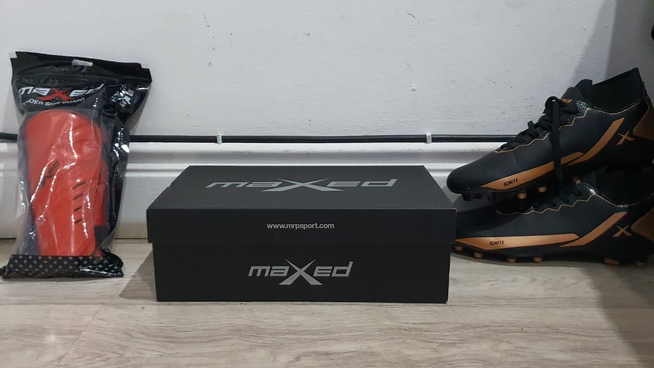 Unboxing MAXED IGNITE KNIT M 23 GOLD Soccer shoes ( WATCH!!! ) - YouTube