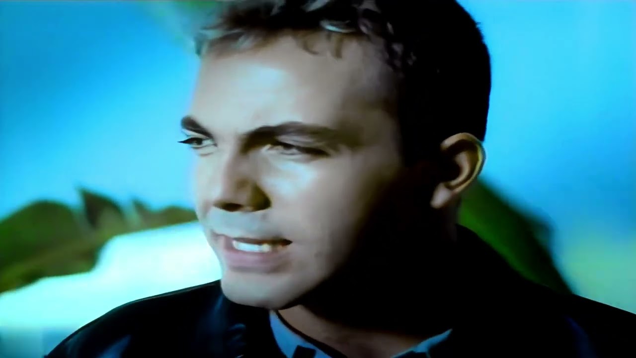Cristian Castro - Volver a Amar 4K 2160p HD HQ - YouTube