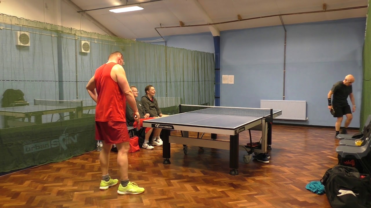 David Scollan v Damian Lesniewski - YouTube
