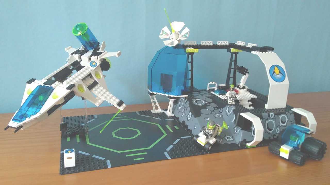 Lego Space Exploriens Station MOC - YouTube