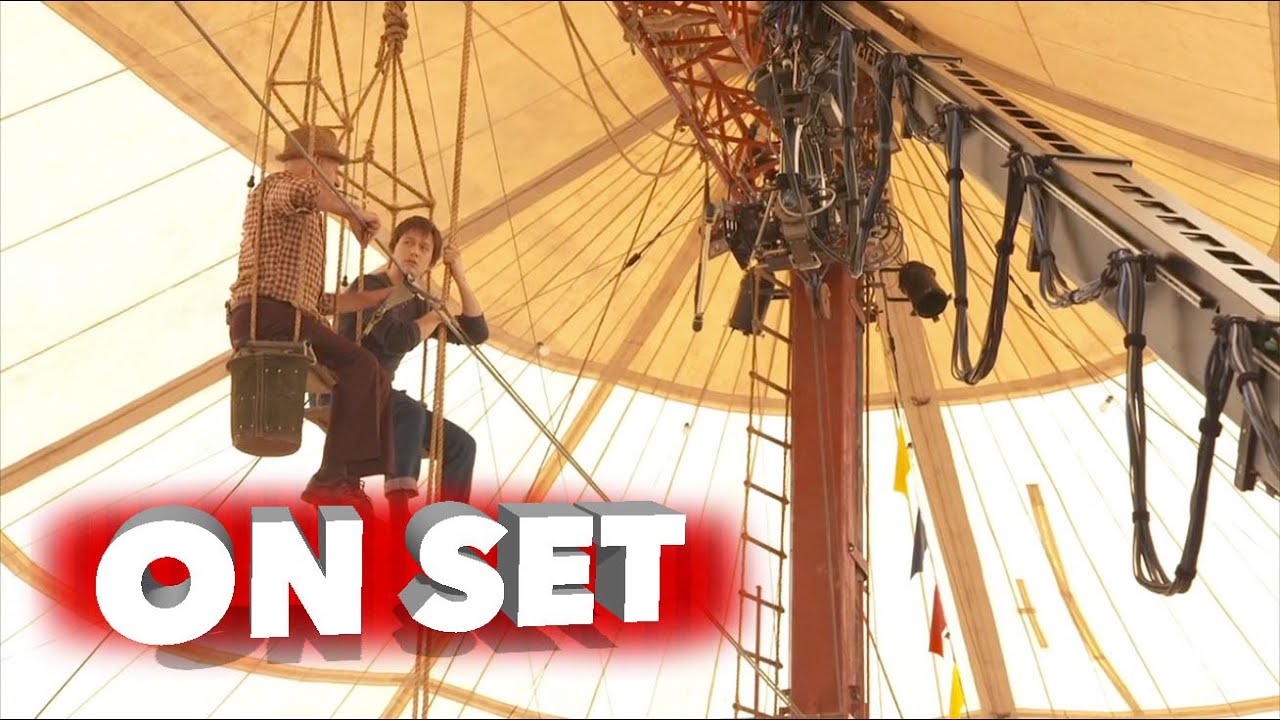 The Walk: Behind The Scenes Exclusive Featurette | ScreenSlam - YouTube