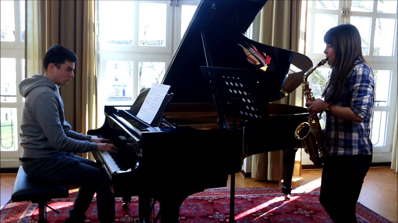 Christina Hellmann and Albert Zilverberg play "Just The Way You Are" by ...