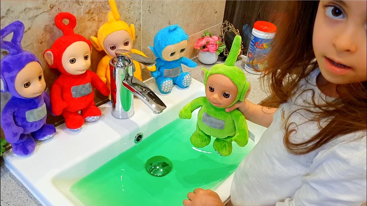 Baby Teletubbies Bath Time - YouTube