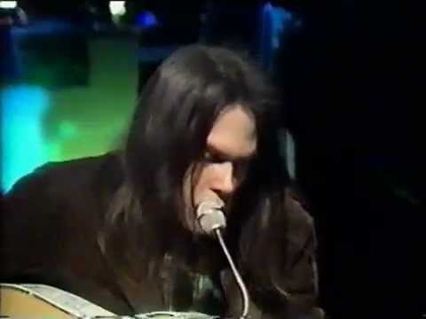 Neil Young - "Old Man" (Live 19'71) - YouTube