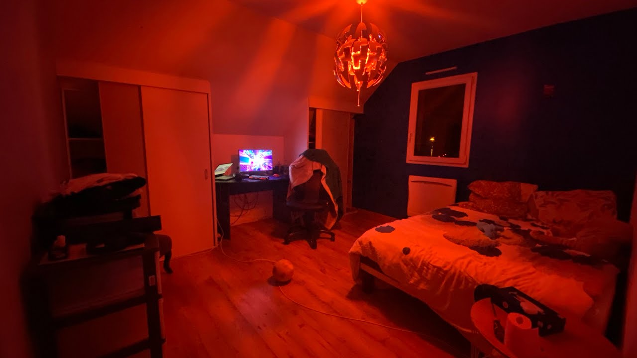 Présentation de ma chambre + setup incroyable 🤩🤩 - YouTube