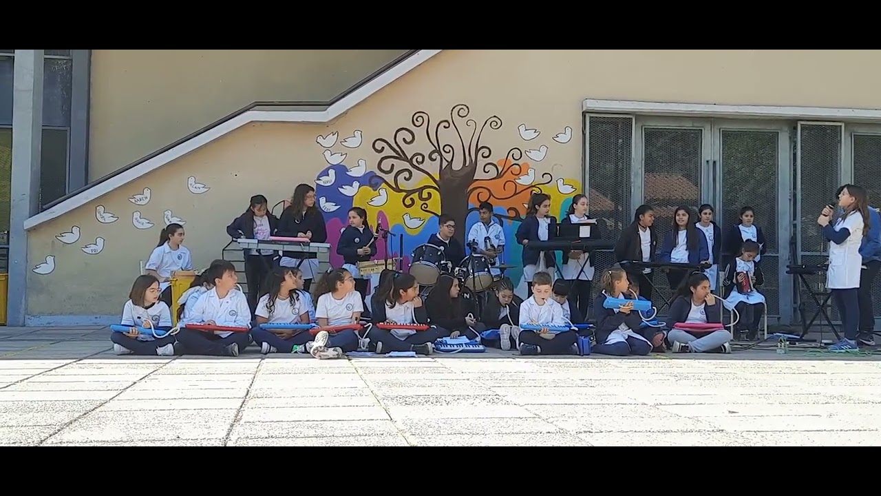 "HASTA LA RAÍZ " INTERPRETADO POR LA BANDA 16 EN " CAMINOS SONOROS ...