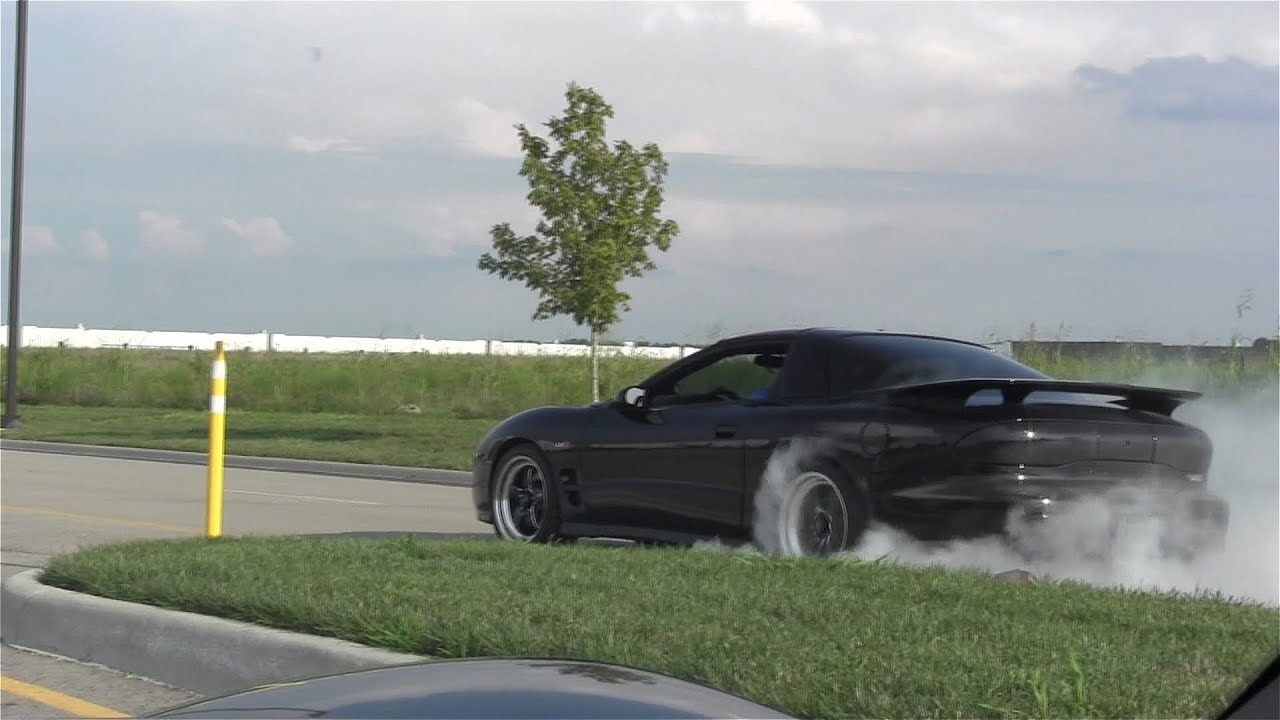 Boosted Vette vs. Trans Am dig race - YouTube
