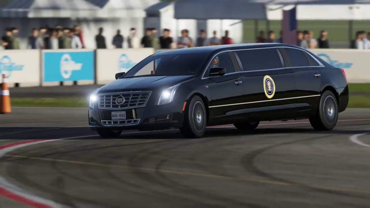 TRUMPS new FAST Limo! Secret Service learning how to Drive the POTUS ...