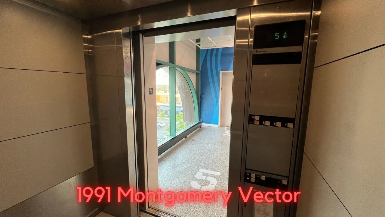 1991 Montgomery Vector Hydraulic Elevator @ Streets of Woodfield ...