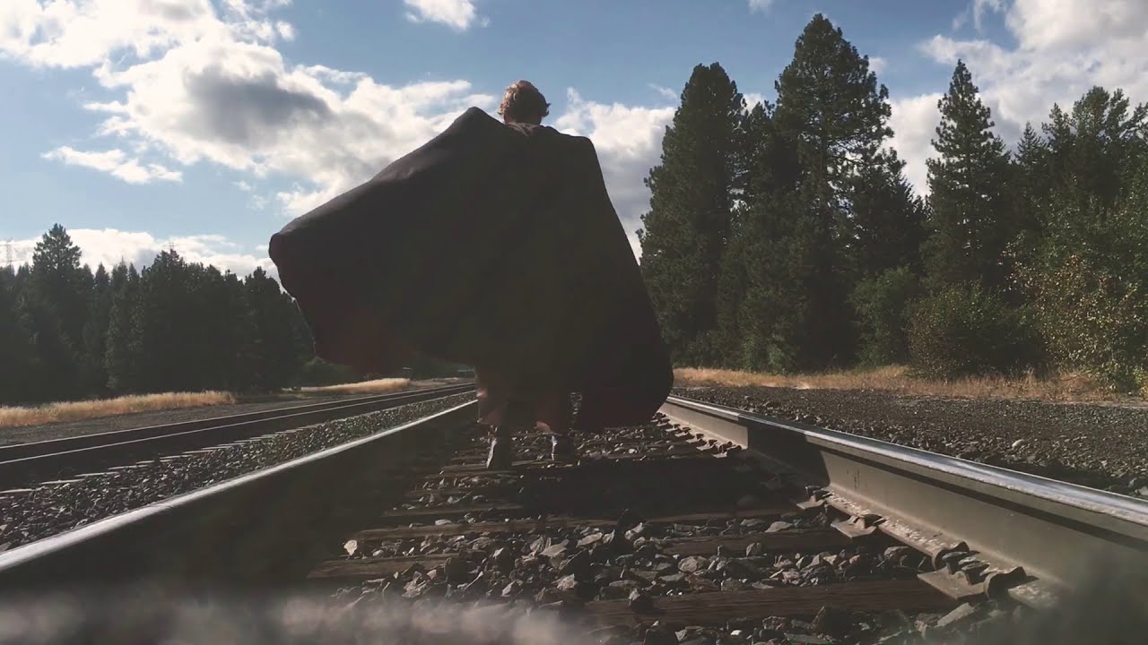 Windy cloak and dress 4 - YouTube