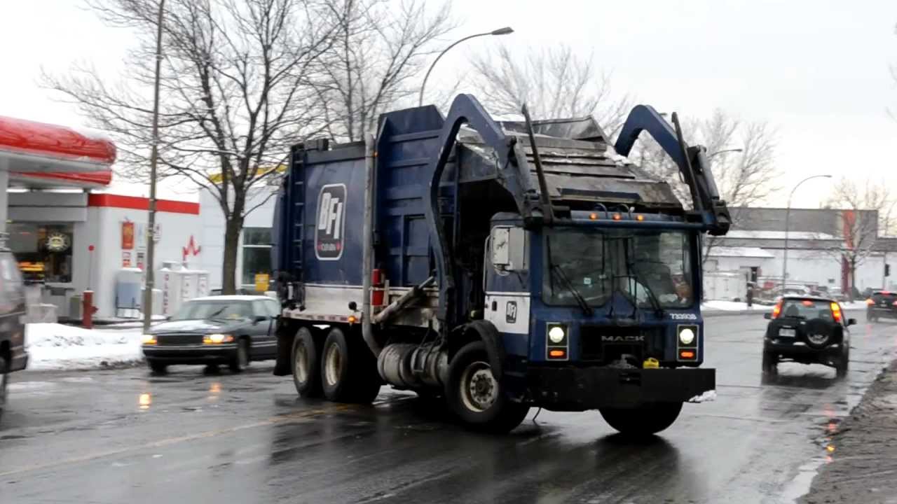 Mack Cabover Garbage Truck In Action In Montreal - YouTube
