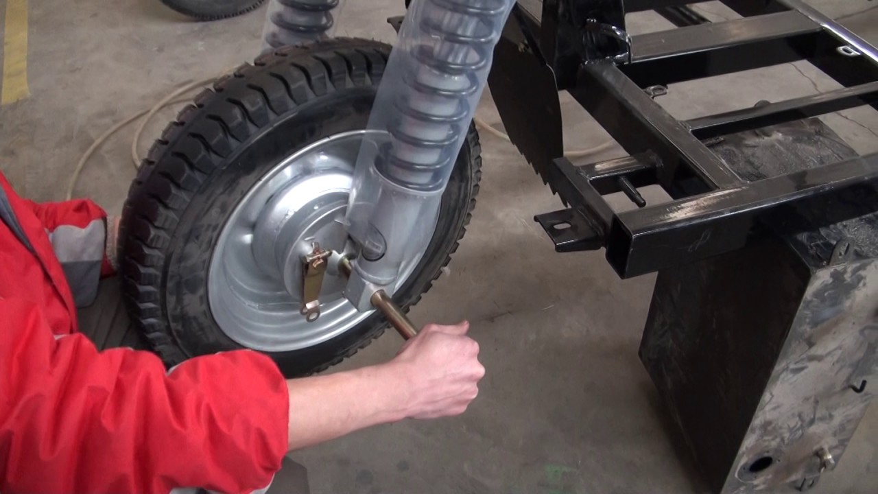 three wheeler assembly - YouTube