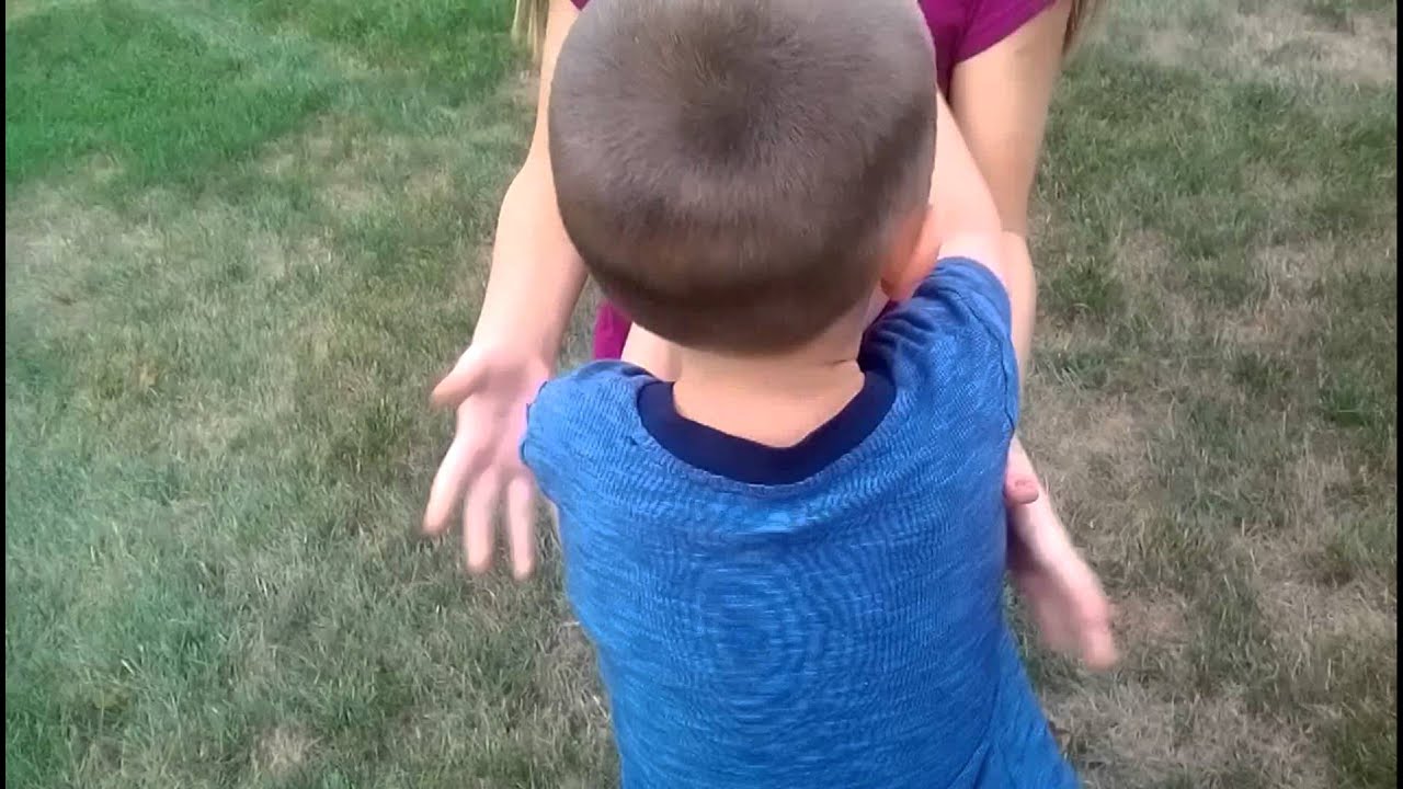 Riley's first steps - YouTube