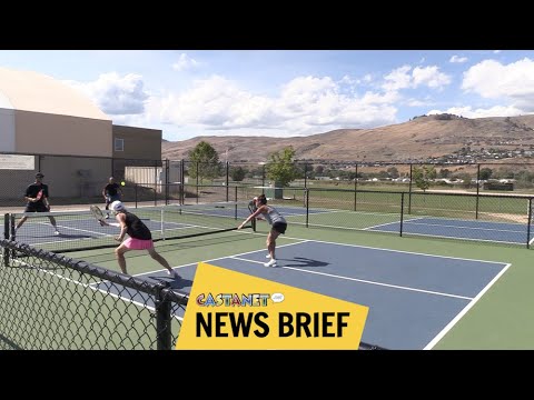 Pickleball in the winter - YouTube