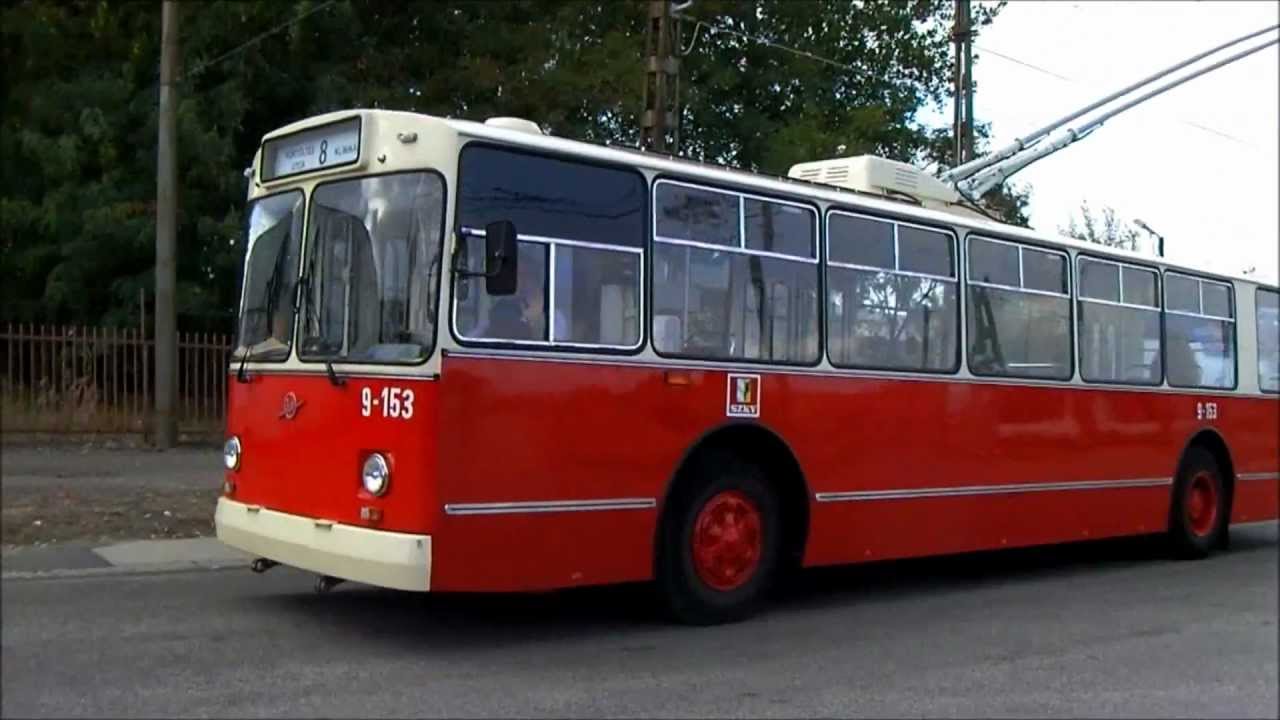 ZIU-9-es troli Szegeden - ЗиУ-9 - Trolleybus - Obus - YouTube
