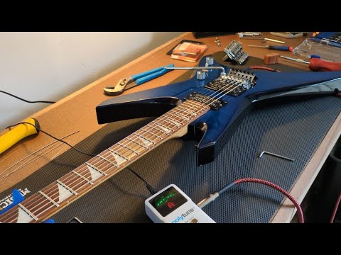 First-Time Floyd Rose Install - YouTube