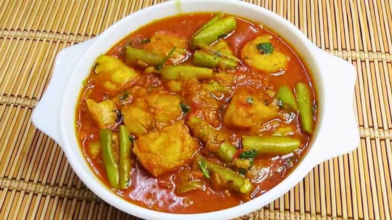 Aloo Parmal ki Sabji | Aloo Parmal Recipe | Recipe realm - YouTube