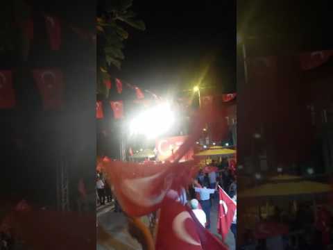 Umut murare ile Kısıklı meydanında